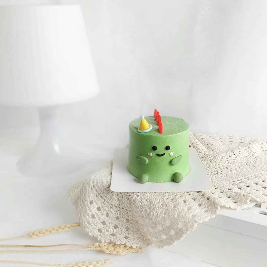 [PRE-ORDER] Yippii Mini Character Design Cake 3 Inch - Green Dinosaur ...
